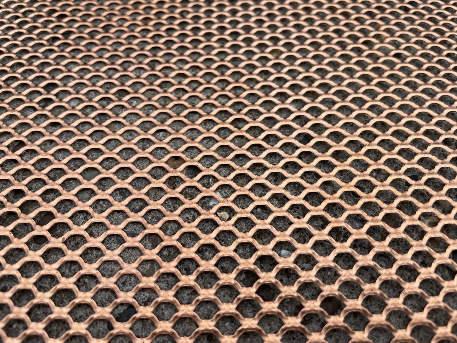 Overige materialen - De maatwerk specialist in metalen met gaten